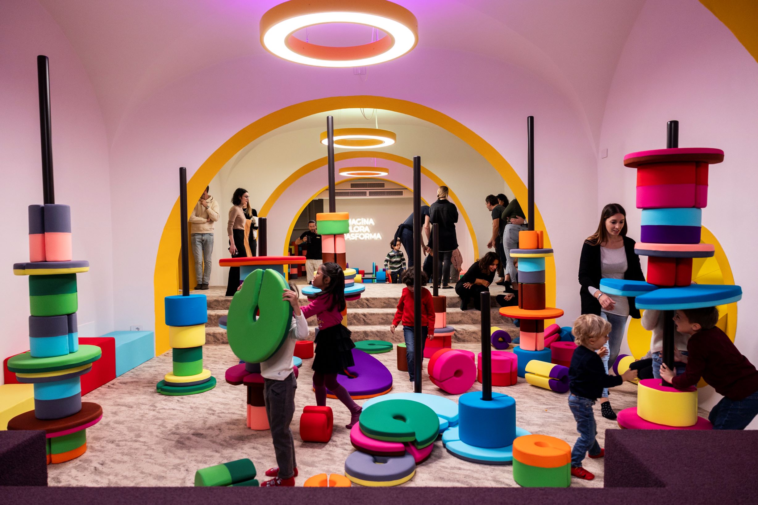 PLAYLAB: the world of science for young minds - Design Diffusion