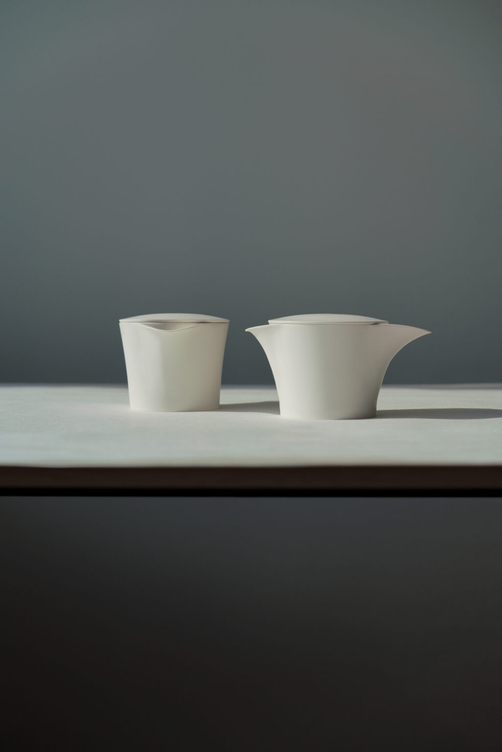 Loewe Teapots al Salone del Mobile: il designer Chen Min si apre al ...